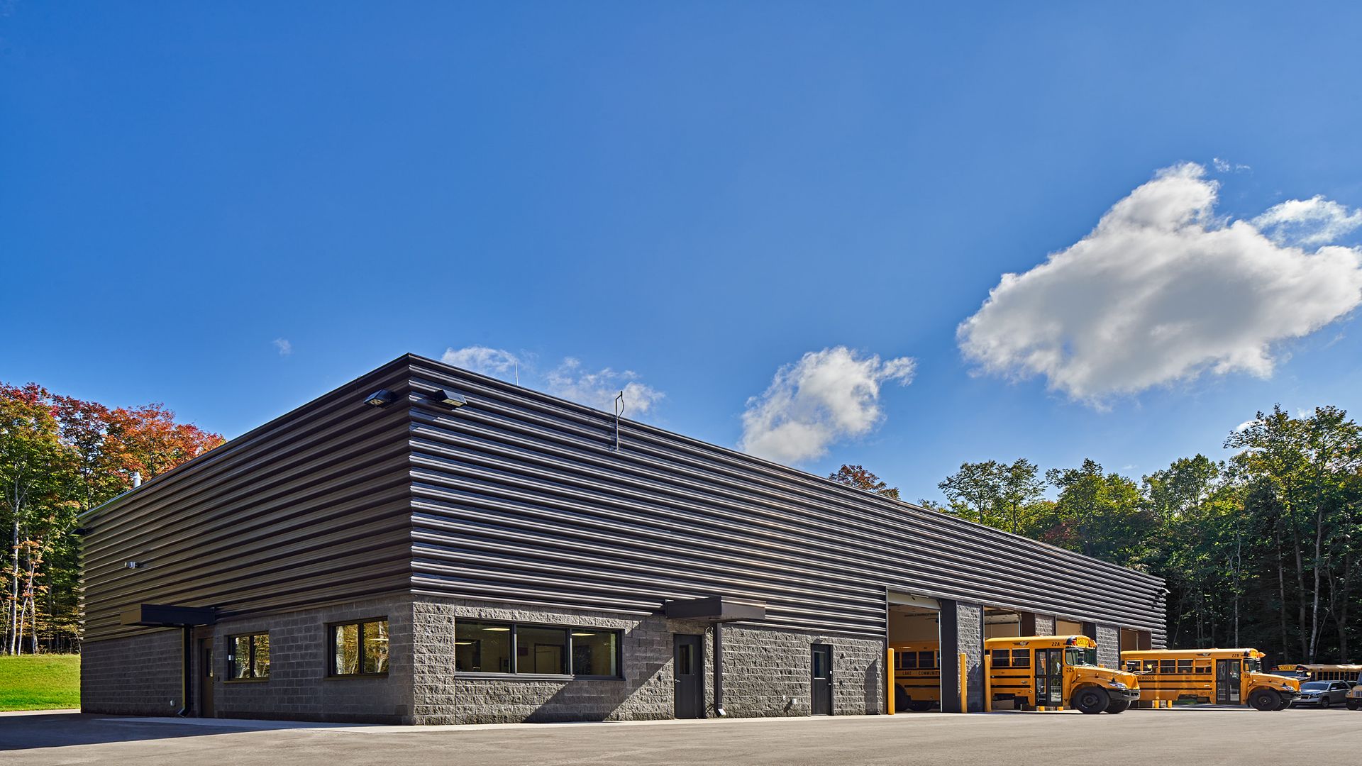 Glen Lake Community Schools Bus Garage - Mathison Architects